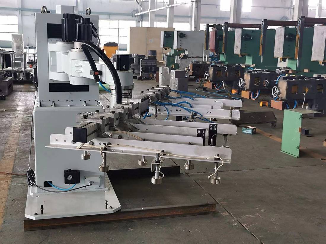 Notching machine with 4-axis robot to India,Beijing Holland Co., Ltd